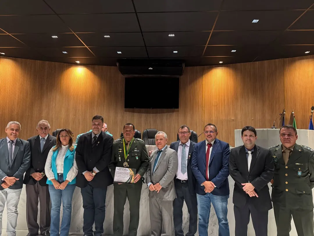 Câmara Municipal de Picos entrega Medalha Coelho Rodrigues ao ...